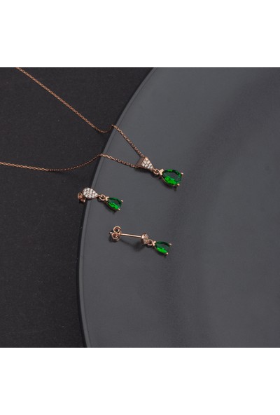 Ravza Gümüş 925 Ayar Gümüş Zümrüt Taşlı Damla Kolye Küpe Set
