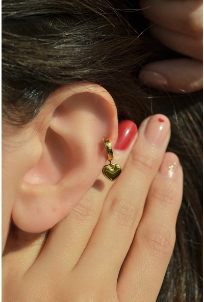 S&A Accessories Kalp Sallantılı Altın Renkli Çelik Halka Piercing Kıkırdak Helix S&A Accessories Kalp Sallantılı Altın Renkli Çelik Halka Piercing Kıkırdak Helix
