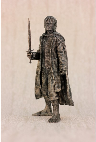 Yüzüklerin Efendisi - Lotr Frodo Baggins Karakteri Figürü 13 cm Yüzüklerin Efendisi - Lotr Frodo Baggins Karakteri Figürü 13 cm