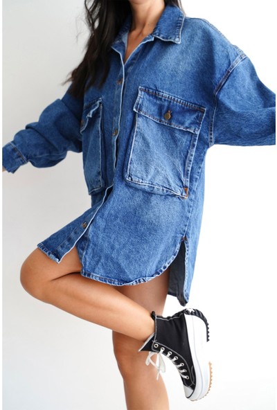 Efstyle Büyük Cepli Koyu Mavi Oversize Uzun Gömlek Görünümlü Kot Ceket Efstyle Büyük Cepli Koyu Mavi Oversize Uzun Gömlek Görünümlü Kot Ceket