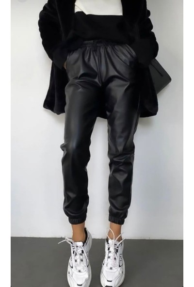DCS Collection Paçası ve Beli Lastikli Içi Şardonlu Kadın Deri Jogger Pantolon Siyah DCS Collection Paçası ve Beli Lastikli Içi Şardonlu Kadın Deri Jogger Pantolon Siyah