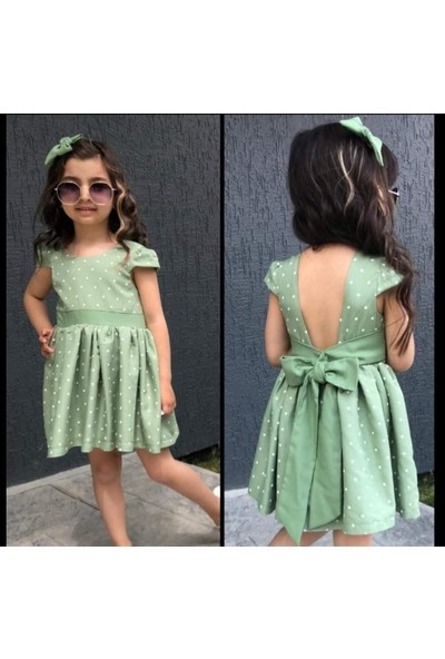 Mikado Sade Şık Yeşil Kız Çocuk Elbise Mikado Sade Şık Yeşil Kız Çocuk Elbise