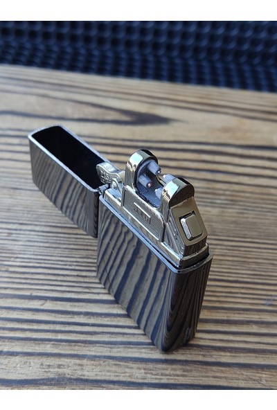 Moritti Zippo Kasa Elektronik x Çakmak USB Şarjlı Çakmak Modeli Moritti Zippo Kasa Elektronik x Çakmak USB Şarjlı Çakmak Modeli