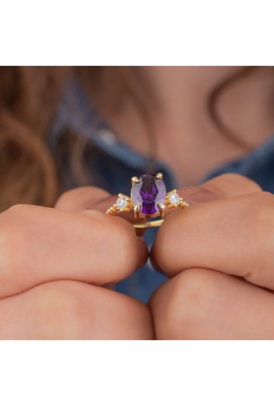 Miavi Silver 925 Ayar Gümüş Ametist Taşlı Nokta Kollu Yüzük Miavi Silver 925 Ayar Gümüş Ametist Taşlı Nokta Kollu Yüzük
