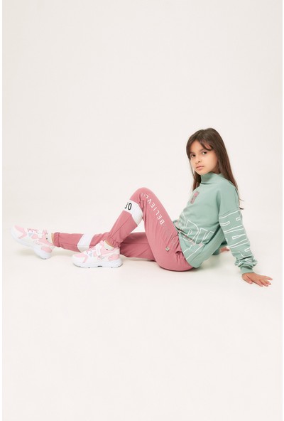 FullaModa Yazı Baskılı Paçası Lastikli Çocuk Jogger Eşofman Altı FullaModa Yazı Baskılı Paçası Lastikli Çocuk Jogger Eşofman Altı