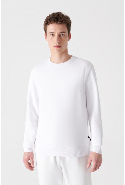 AVVA Erkek Beyaz Bisiklet Yaka Düz Sweatshirt E001017