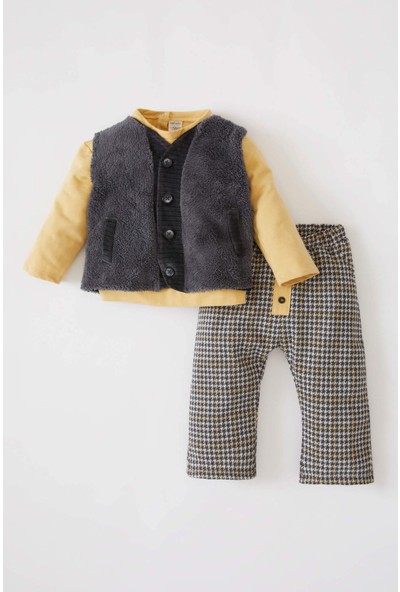 DeFacto Erkek Bebek Kare Desenli Pelüş Yelekli 3'lü Takım W6048A221AU DeFacto Erkek Bebek Kare Desenli Pelüş Yelekli 3'lü Takım W6048A221AU