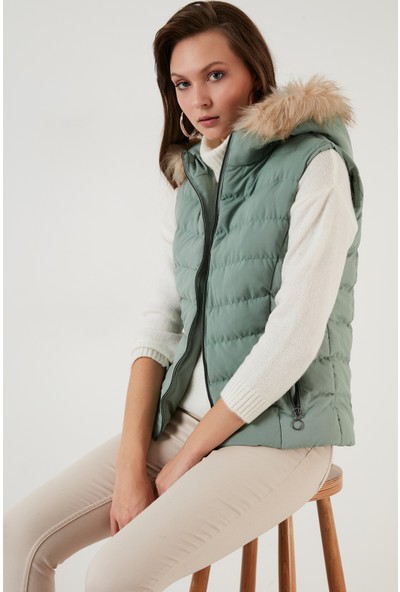 Lela Tüylü Kapüşonlu Cepli Şişme Yelek Kadın Yelek 497GIA