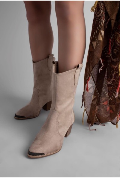 İnce Ayakkabı Topuklu Western Kadın Çizme
