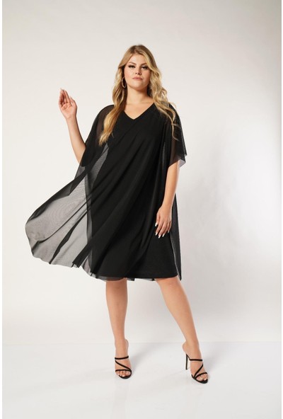 Nelly Büyük Beden Siyah V Yaka Elbise
