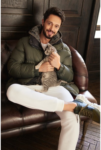 AVVA Erkek Haki Dik Yaka Kapitone Şişme Mont A12Y6057