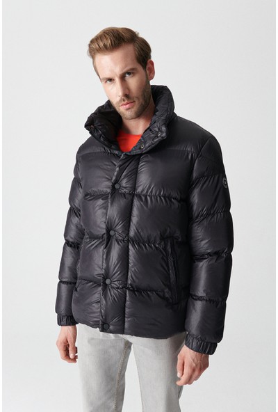 AVVA Erkek Siyah Dik Yaka Kapitone Şişme Mont A12Y6057