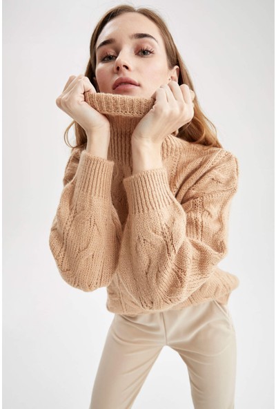 DeFacto Örgü Desenli Balıkçı Yaka Relax Fit Triko Tunik U8234AZ21WN DeFacto Örgü Desenli Balıkçı Yaka Relax Fit Triko Tunik U8234AZ21WN