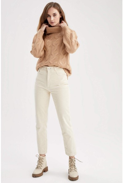 DeFacto Straight Fit Beş Cep Fitilli Kadife Pantolon W0257AZ21WN