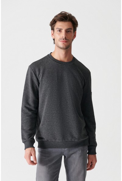 Avva Erkek Antrasit Bisiklet Yaka Kol Fermuar Detaylı Düz Sweatshirt A12Y1006 Avva Erkek Antrasit Bisiklet Yaka Kol Fermuar Detaylı Düz Sweatshirt A12Y1006