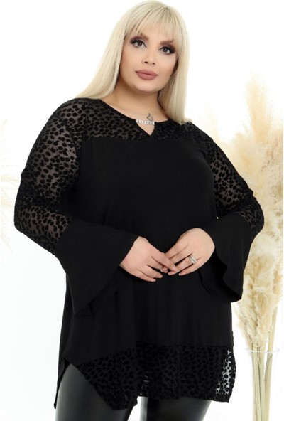 Yakası Zincirli Tül Üzeri Flok Baskılı Volanlı Uzun Kollu Tunik Yakası Zincirli Tül Üzeri Flok Baskılı Volanlı Uzun Kollu Tunik