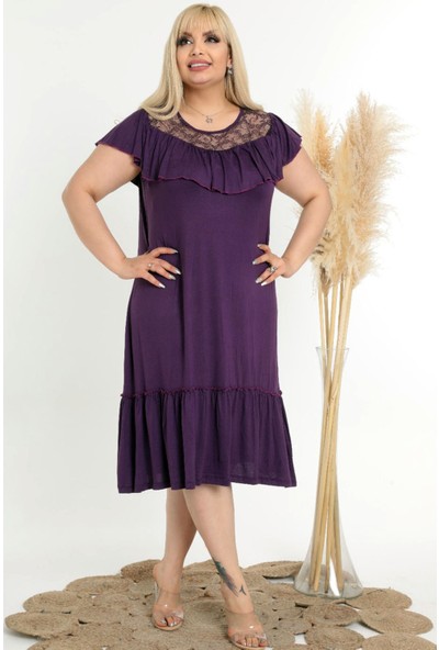 Yakası Dantel ve Fırfır Detaylı Özel Tasarım Kısa Kol Elbise