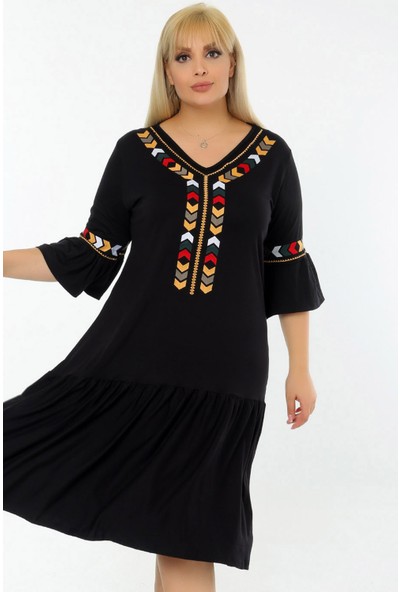 Etnik Nakış Detaylı Kolu Volanlı V Yaka Dökümlü Rahat Elbise Etnik Nakış Detaylı Kolu Volanlı V Yaka Dökümlü Rahat Elbise
