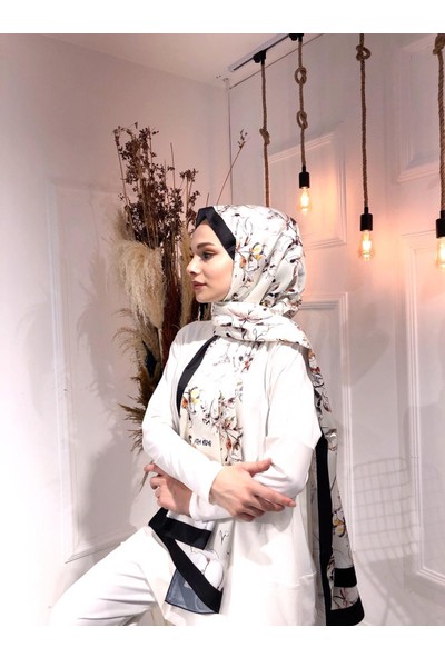 Vera Hijab Vera Vijab Eylül Serisi Twill Şal Çiçek Desenli Shawl Eşarp Askısı Hediye! Vera Hijab Vera Vijab Eylül Serisi Twill Şal Çiçek Desenli Shawl Eşarp Askısı Hediye!