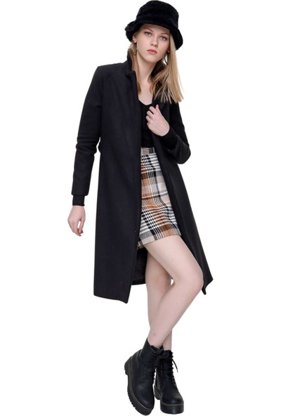 Butikburuc Kadın Siyah Kuşaklı Kaşe Kaban