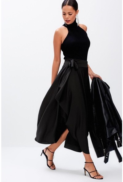 Siyah Kadın Siyah Belden Bağlamalı Krep Kumaş Asimetrik Etek - GİY00022