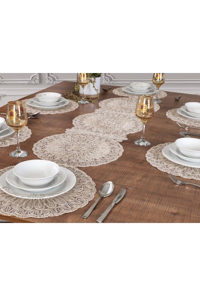 Tropik Home Amerikan Servis Nakışlı Supla ve Runner Seti 6 Kişilik Set Altın Simli Renk Masa ve Sunum Takımı Tropik Home Amerikan Servis Nakışlı Supla ve Runner Seti 6 Kişilik Set Altın Simli Renk Masa ve Sunum Takımı