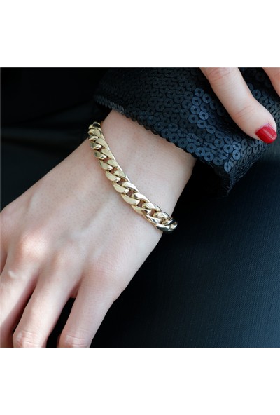 Onur Kuyumculuk 14 Ayar Altın Elişi Tarzı Klasik Model Bileklik Onur Kuyumculuk 14 Ayar Altın Elişi Tarzı Klasik Model Bileklik