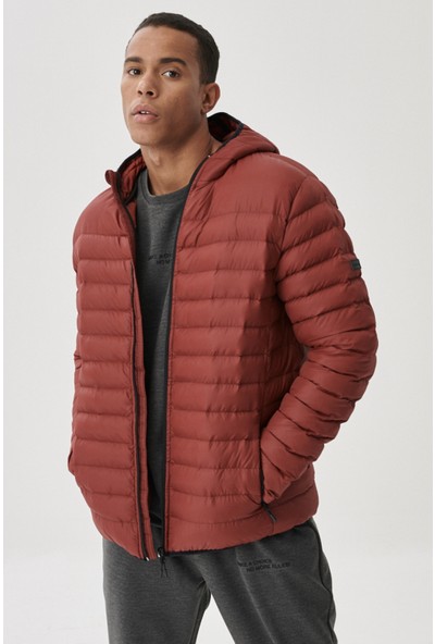 AC&Co / Altınyıldız Classics Standart Fit Ultra Hafif Soğuk Geçirmez Casual Mont AC&Co / Altınyıldız Classics Standart Fit Ultra Hafif Soğuk Geçirmez Casual Mont