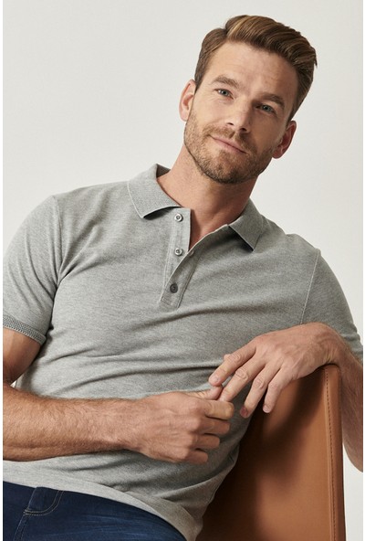 Altınyıldız Classıcs Erkek Gri Polo Yaka Cepsiz Slim Fit Dar Kesim %100 Pamuk Düz Tişört Altınyıldız Classıcs Erkek Gri Polo Yaka Cepsiz Slim Fit Dar Kesim %100 Pamuk Düz Tişört