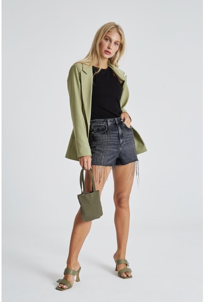 Cross Jeans Siyah Yüksek Bel Paçası Kesikli Önü Şerit Taşlı Jean Şort C 4534-018