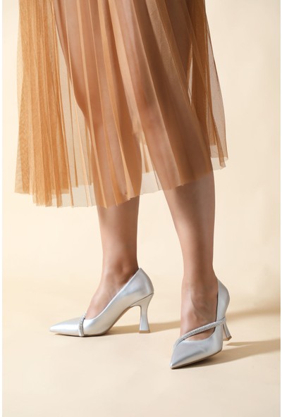 Altınayak Tek Taş Bant Geçişli Topuklu Abiye Ayakkabı