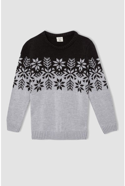 DeFacto Erkek Çocuk Regular Fit Yılbaşı Temalı Triko Kazak W0119A621WN DeFacto Erkek Çocuk Regular Fit Yılbaşı Temalı Triko Kazak W0119A621WN