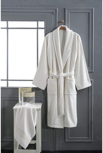 Büyük Beden 2'li Bornoz Takımı Büyük Beden 2'li Bornoz Takımı