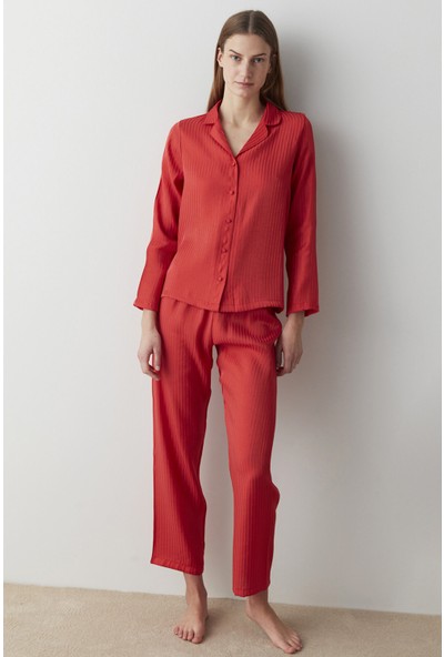 Penti Tango Kırmızı Red Stripes Satin Gömlek Pijama Takımı Penti Tango Kırmızı Red Stripes Satin Gömlek Pijama Takımı