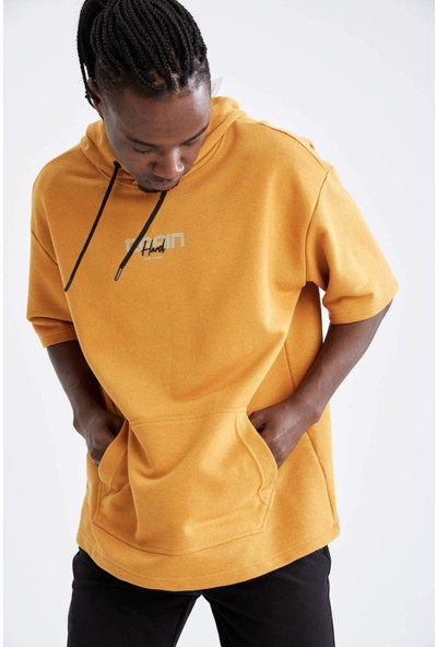 DeFacto Oversize Fit Kapüşonlu Pamuklu Yarım Kollu Sweatshirt V3127AZ21AU