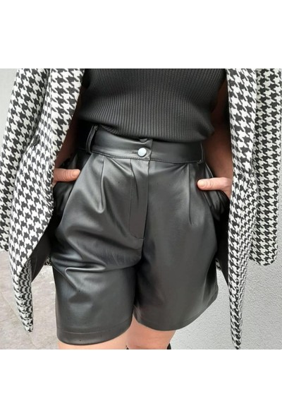 Ms. Turunç Deri Şort