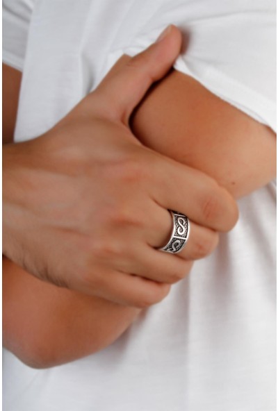 Madame Concept Erkek Antik Gümüş Kaplama Sonsuzluk Figürlü Zamak Yüzük