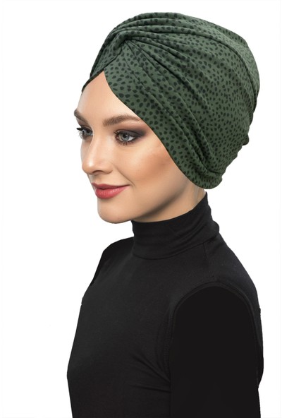 Fidan Bone Fidan Desenli Çapraz Penye Haki Siyah Benekli Hazır Türban Tesettür Havuz Bonesi Fidan Bone Fidan Desenli Çapraz Penye Haki Siyah Benekli Hazır Türban Tesettür Havuz Bonesi