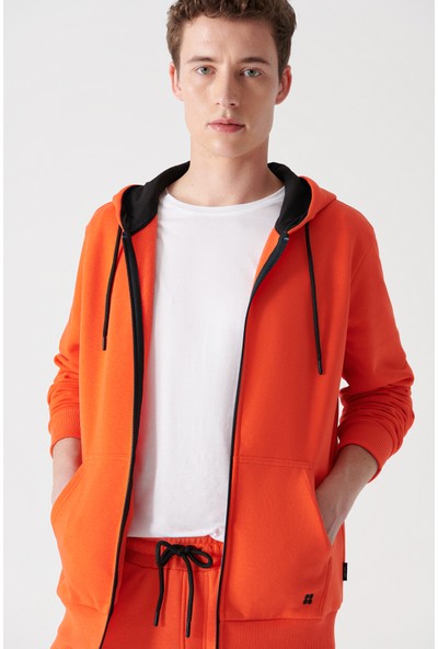 Avva Erkek Neon Turuncu Fermuarlı Kapüşonlu Yaka Düz Sweatshirt E001019 Avva Erkek Neon Turuncu Fermuarlı Kapüşonlu Yaka Düz Sweatshirt E001019