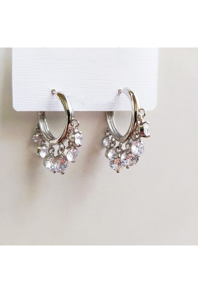 Esma Bijuteri & Tekstil Zirkon Taşlı Şakira Model Küpe Esma Bijuteri & Tekstil Zirkon Taşlı Şakira Model Küpe