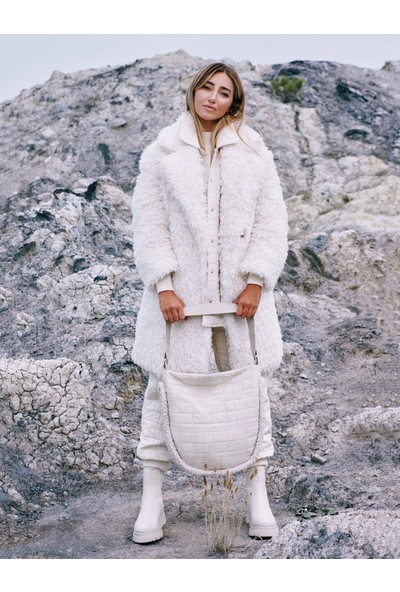 Koton Katlı Yaka Pelüş Uzun Kaban