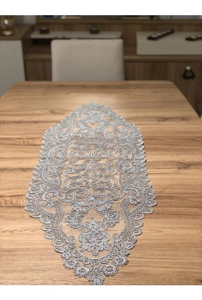 Sosyete Dükkanı Özel Dantel Detaylı Krem Runner 110 x 35 cm. Sosyete Dükkanı Özel Dantel Detaylı Krem Runner 110 x 35 cm.