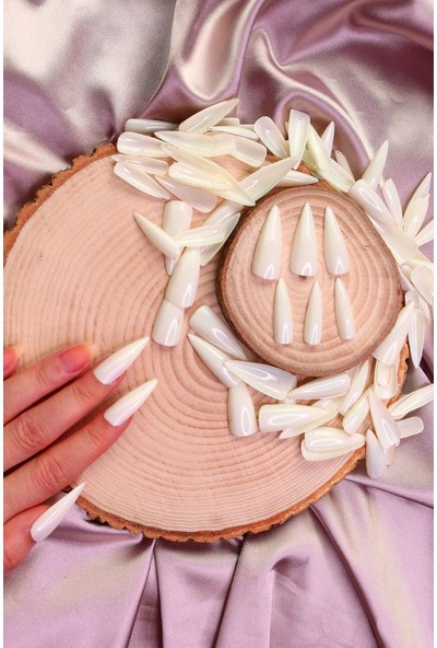 Mujgan 100'LÜ Sivri Uçlu Beyaz Takma Tırnak T8 Mujgan