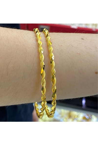 Zarif Gold 22 Ayar Altın Kaplama Ikili Burma Bilezik Zarif Gold 22 Ayar Altın Kaplama Ikili Burma Bilezik