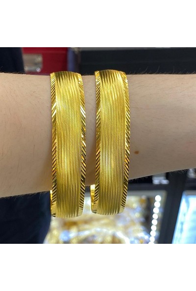 Zarif Gold 22 Ayar Altın Kaplama 15 mm Balık Sırtı Bilezik Zarif Gold 22 Ayar Altın Kaplama 15 mm Balık Sırtı Bilezik