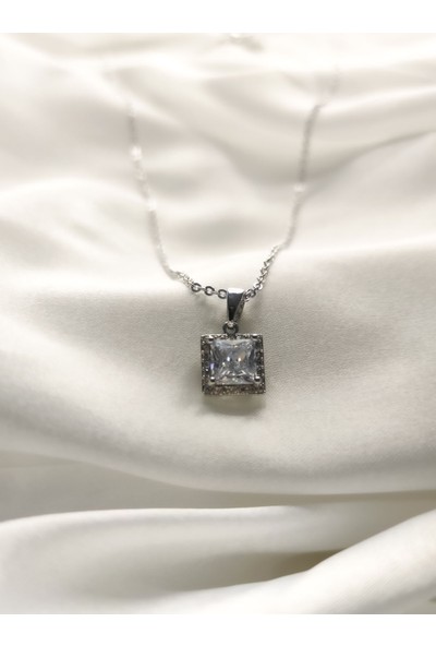 Swell Tek Taş Kolye Swell Tek Taş Kolye