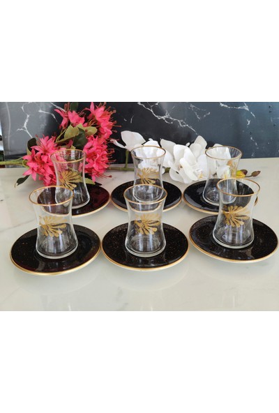 Paşabahçe Decobambi 12 Parça 6 Kişilik Porselen Siyah&yaldız Tabak Tavuzkuşu Çay Seti Paşabahçe Decobambi 12 Parça 6 Kişilik Porselen Siyah&yaldız Tabak Tavuzkuşu Çay Seti