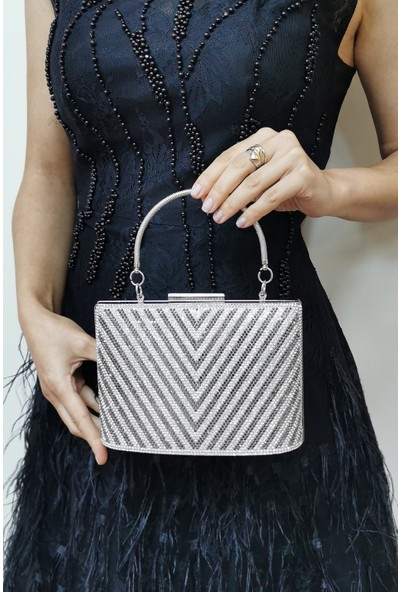 Nazart Kadın Üçgen Taşlı Gümüş Abiye Clutch Portföy Kadın Gece Çantası