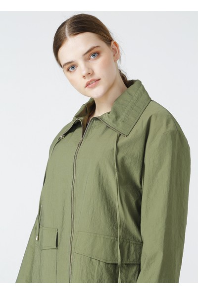 Selen 21YSL9003 Dik Yaka Uzun Kollu Düzyeşil Kadın Trençkot