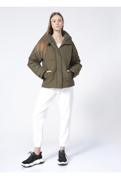 Limon ANVERS Kapüşonlu Reglan Kol Geniş Fit Haki Kadın Mont Limon ANVERS Kapüşonlu Reglan Kol Geniş Fit Haki Kadın Mont